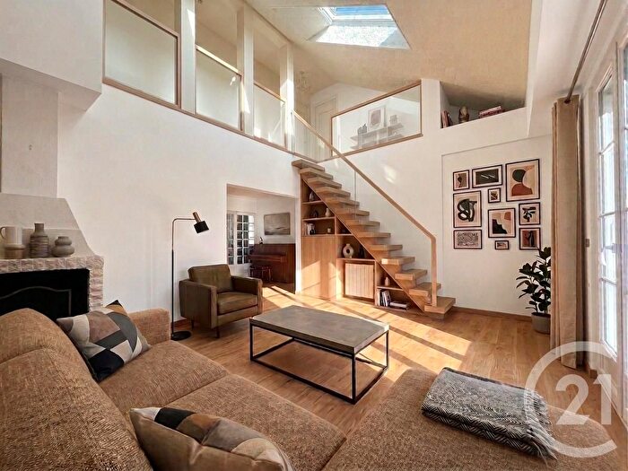 Maison 6 pièces à Maurepas, Le Bois de Maurepas, Coudrays, à vendre
