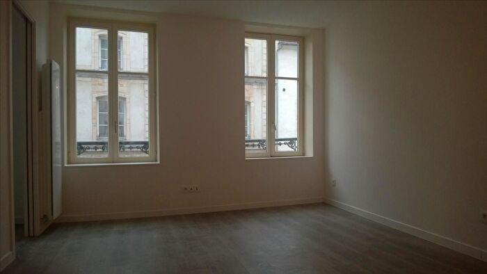Appartement à louer - Nancy, Centre-ville, Charles III - 2 pièces - 1 chambre