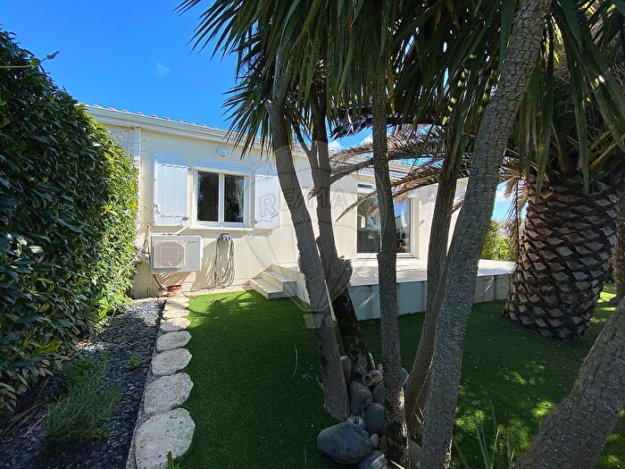 Maison à vendre - Royan, La Garenne - 5 pièces - 4 chambres