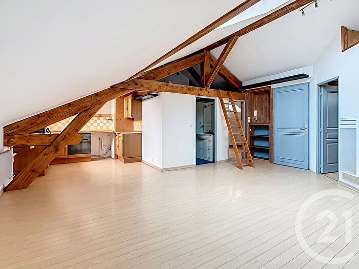 Nancy, Poincaré, Foch, Anatole France, Croix de Bourgogne : Appartement 3 pièces à louer