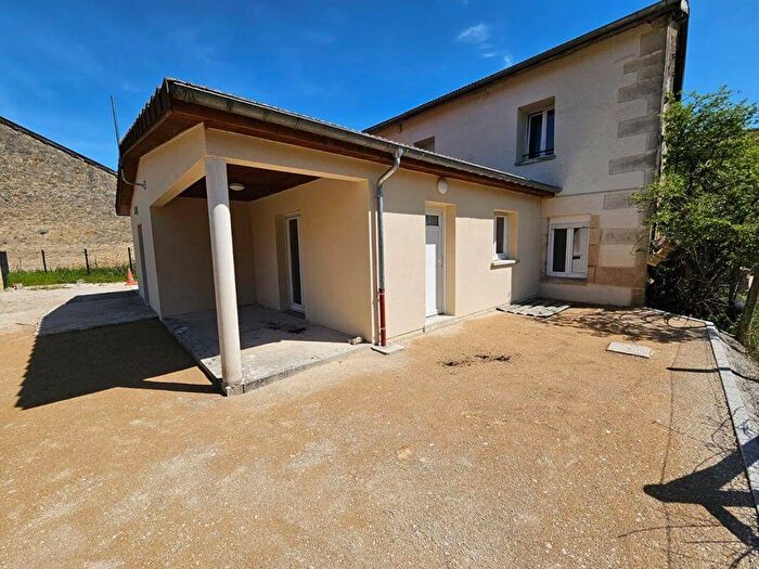 Maison à louer - Chancenay - 4 pièces - 3 chambres