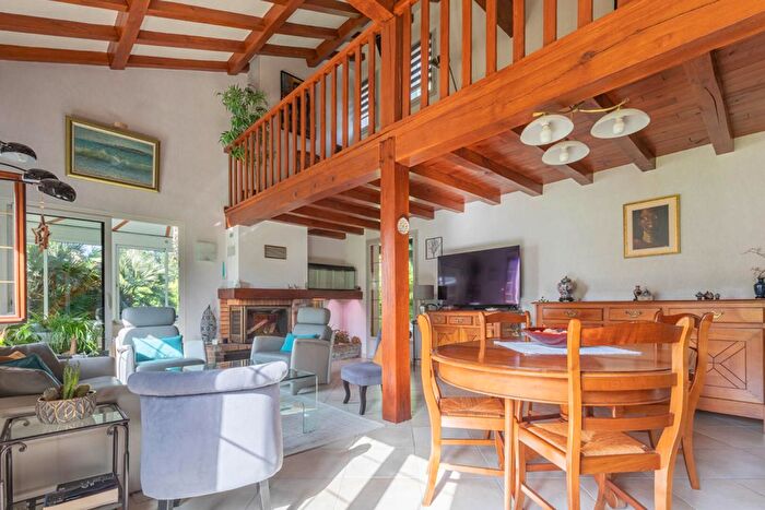 Basse-Goulaine - Maison 6 pièces à vendre