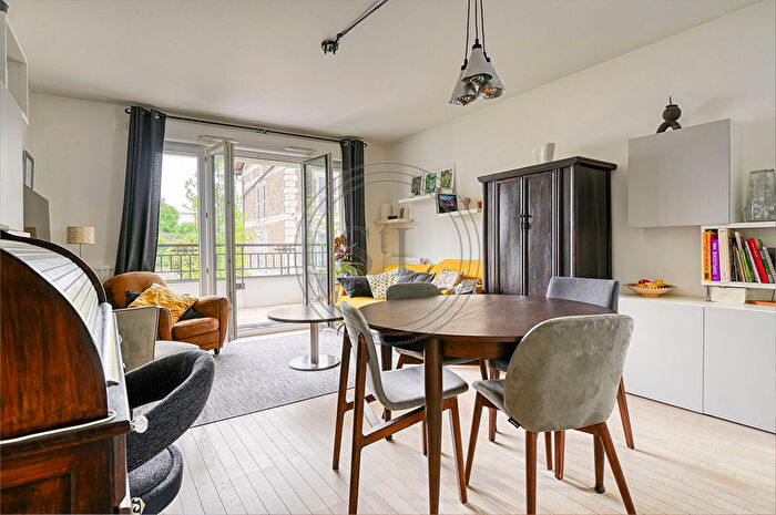 Appartement à vendre - Saint-Cyr-lécole, Hôtel de ville - 3 pièces - 2 chambres