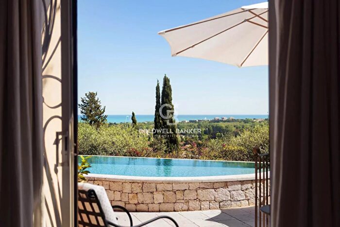 Maison à vendre - Valbonne - 8 pièces - 4 chambres