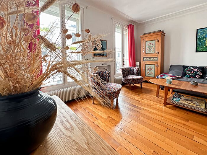 Appartement à vendre - Levallois-Perret, Front de Neuilly - 3 pièces - 2 chambres