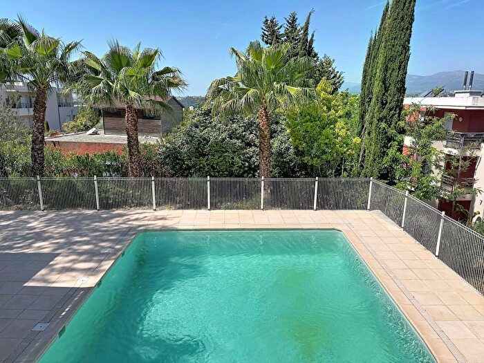 Appartement 2 pièces à Nice, Corniche Fleurie, à vendre