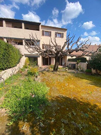 Appartement à louer - Centre Ville, Le Beausset - 2 pièces - 1 chambre