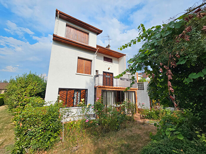 Maison 8 pièces à Massy, Villaine, Bièvre, Poterne, à vendre