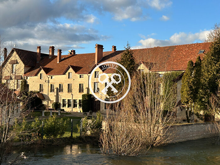 Maison à vendre - Laferté-sur-Aube - 20 pièces - 11 chambres