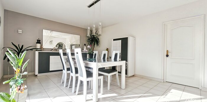 Maison à vendre - La Meilleraye-de-Bretagne - 6 pièces - 4 chambres