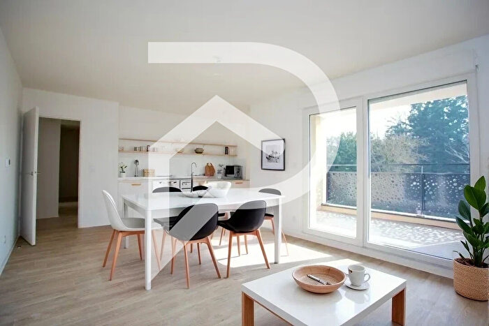 Appartement à vendre - Jassans-Riottier - 4 pièces - 3 chambres