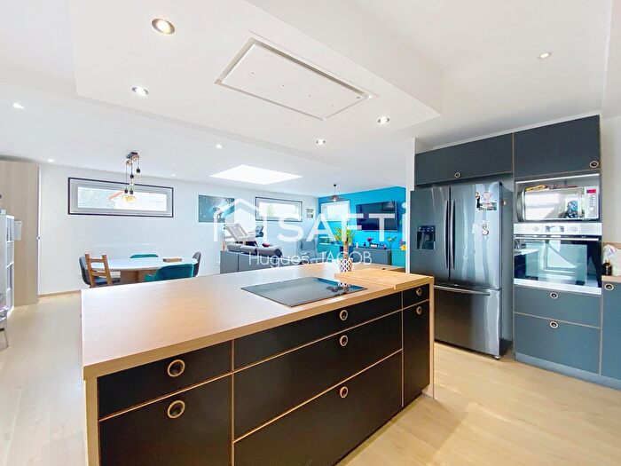 Maison à vendre - Villers-Bocage - 6 pièces - 4 chambres