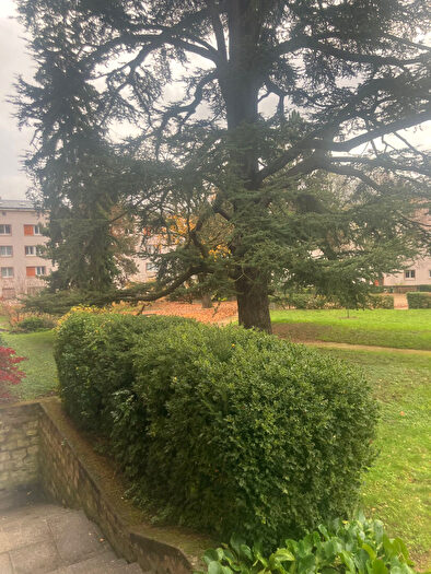 Appartement à vendre - Suresnes, Plateau Ouest - 3 pièces - 1 chambre