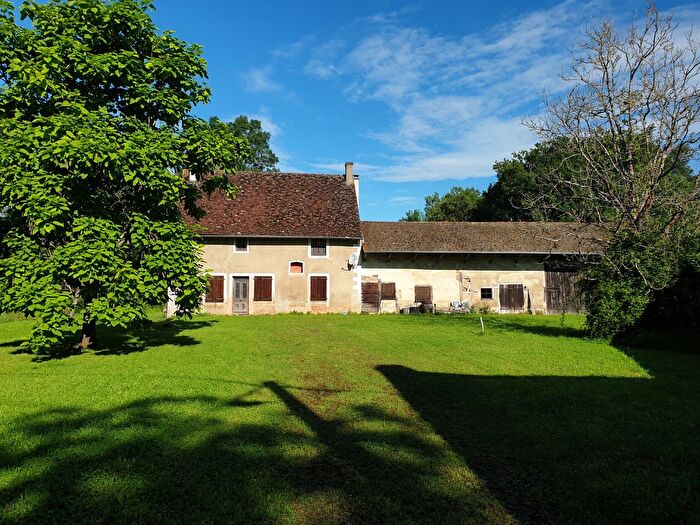 Maison à vendre - Cuisery - 2 pièces - 1 chambre