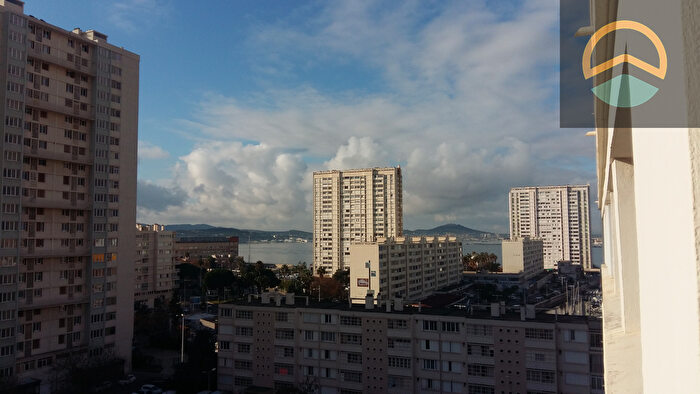 Appartement à vendre - Toulon, Le Port - 2 pièces - 1 chambre