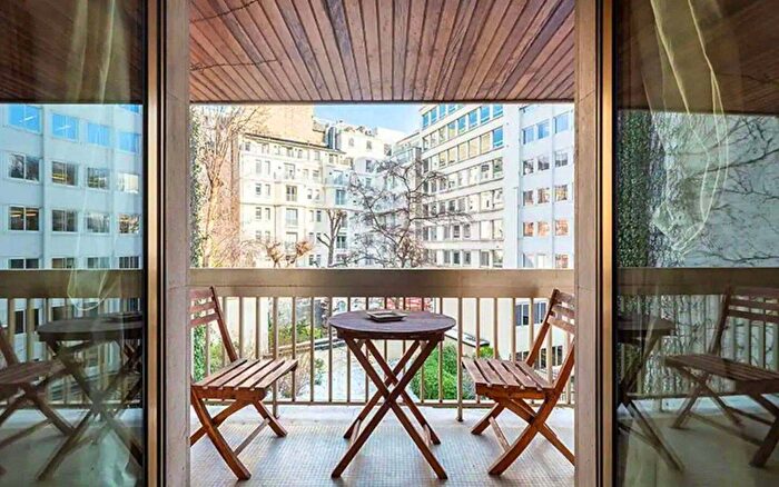 Appartement à louer - Triangle dOr, Paris ème arrondissement - 1 pièce