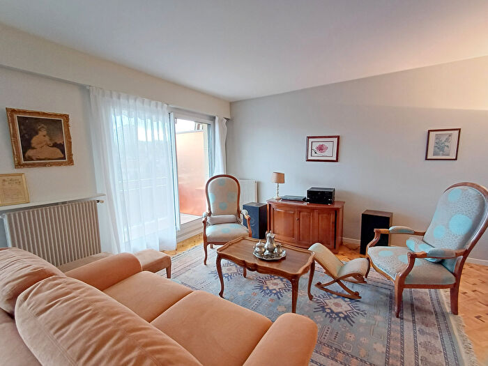 Appartement à vendre - Poissy, Les Capucines - 4 pièces - 2 chambres