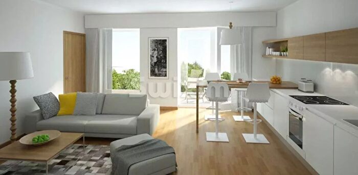 Appartement à vendre - Givors, Centre-ville - 2 pièces - 1 chambre