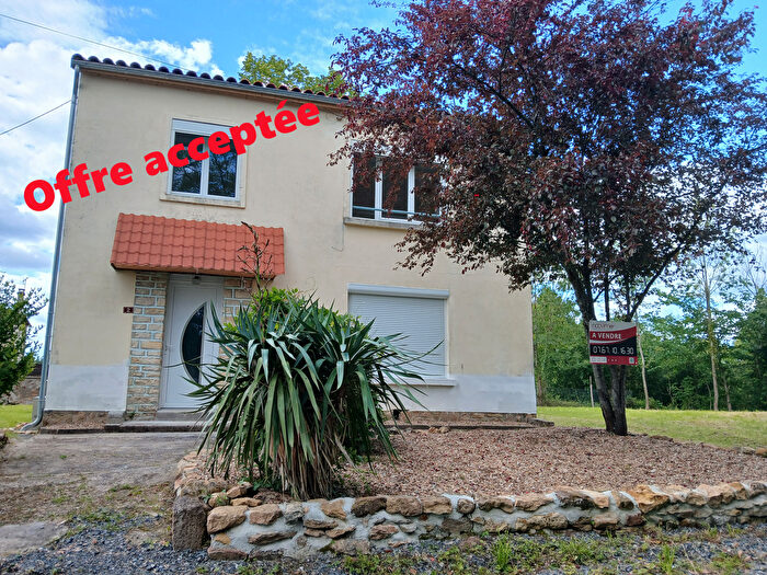 Maison 4 pièces à vendre à La Péruse