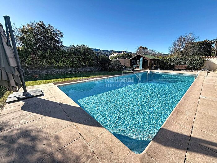 Maison à louer - La Roquette-sur-Siagne - 4 pièces - 3 chambres