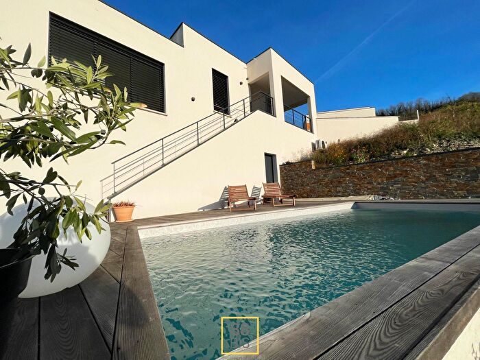 Dallet : Maison 5 pièces à louer