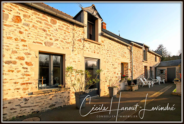 Maison à vendre - Châteauneuf-dIlle-et-Vilaine - 9 pièces - 6 chambres