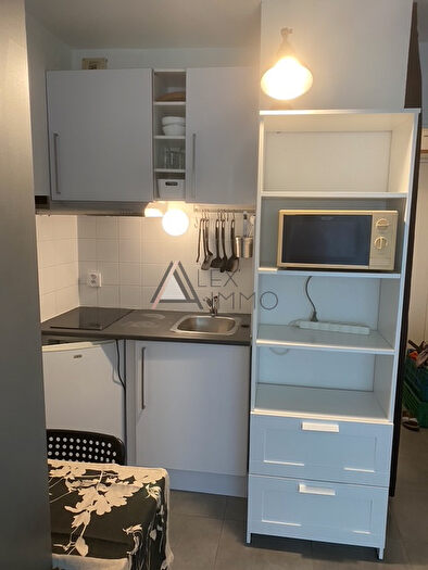 Marseille 13ème, Saint-Jérome : Appartement 1 pièce à louer