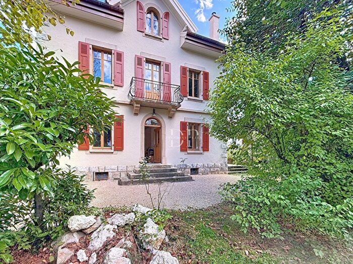 Maison à vendre - Gaillard - 7 pièces - 6 chambres