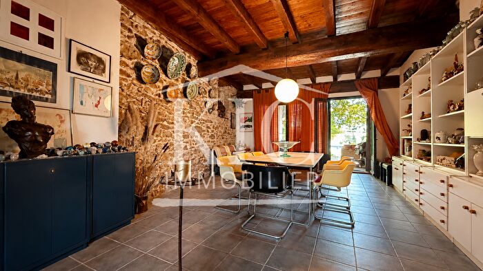 Maison 11 pièces à vendre à Carcassonne