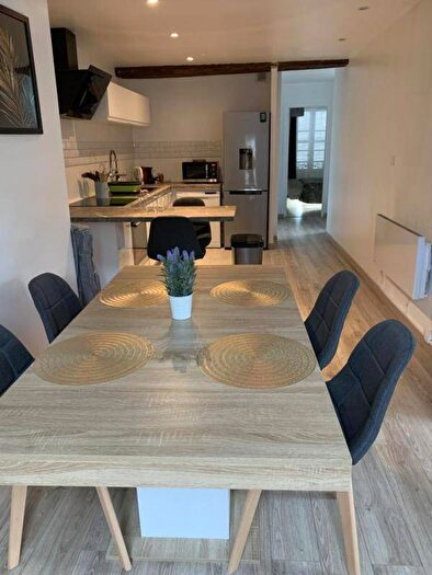 Appartement à louer - Cathédrale, Troyes - 2 pièces - 1 chambre