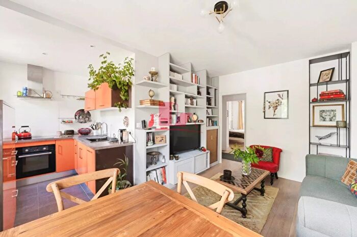 Issy-les-Moulineaux, Centre-ville, Corentin Celton, Les Varennes - Appartement 3 pièces à vendre