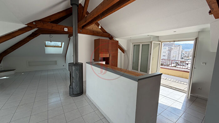 Appartement à vendre - Pontarlier, Centre-ville - 7 pièces - 4 chambres