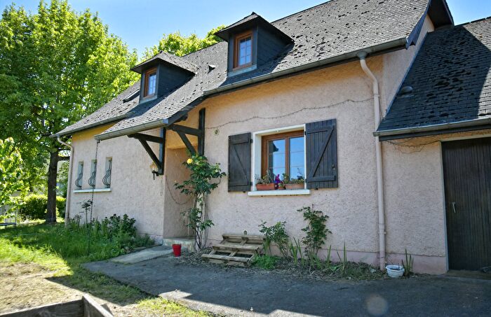 Maison 6 pièces à Monein, à louer