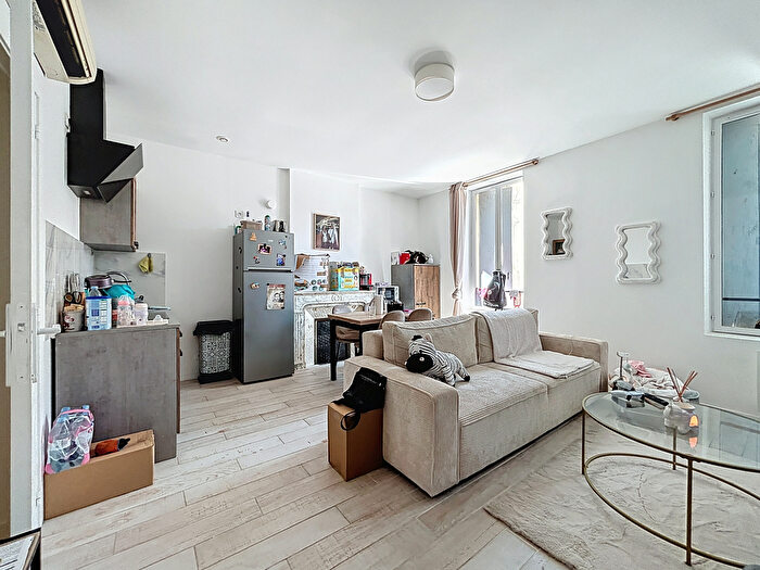 Appartement à vendre - Villeneuve-lès-Béziers - 2 pièces - 1 chambre