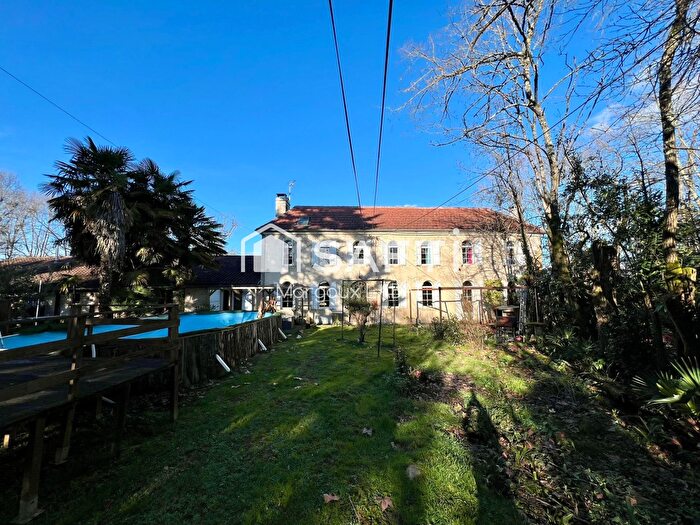 Maison à vendre - Lannepax - 10 pièces - 9 chambres