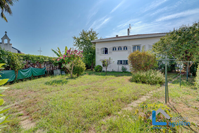 Hendaye, Gare, Joncaux - Maison 7 pièces à vendre