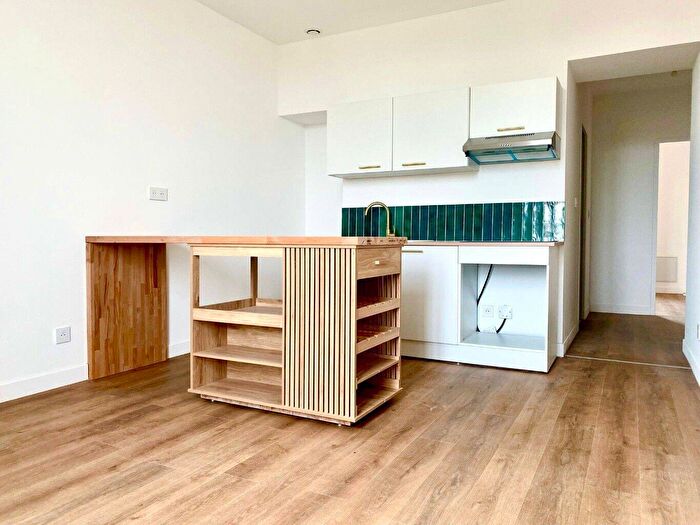 Mulsant, Roanne : Appartement 2 pièces à louer