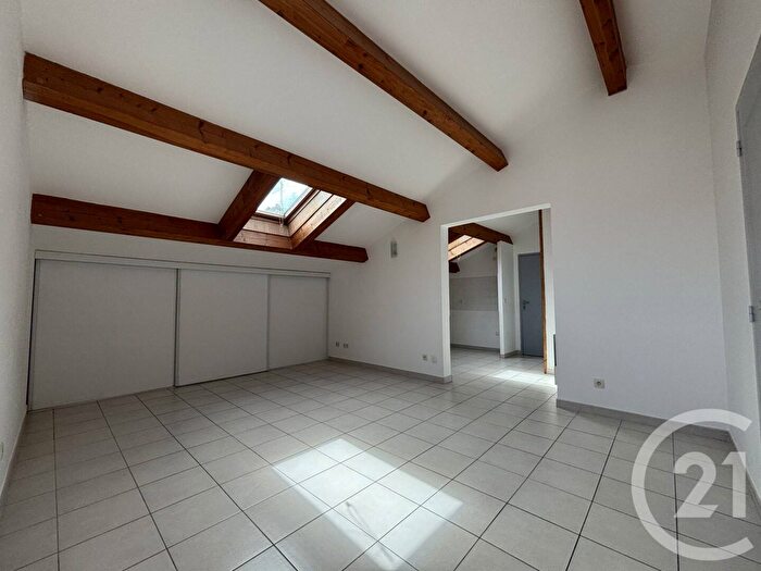 Moca-Croce : Appartement 3 pièces à louer