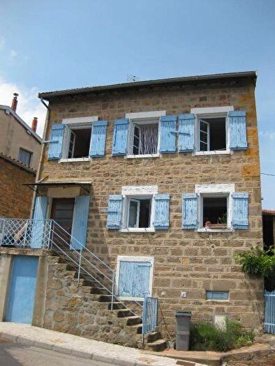 Maison 4 pièces à Saint-Romain-de-Popey, à louer