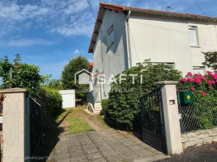 Châtellerault, Centre-ville : Maison 4 pièces à vendre