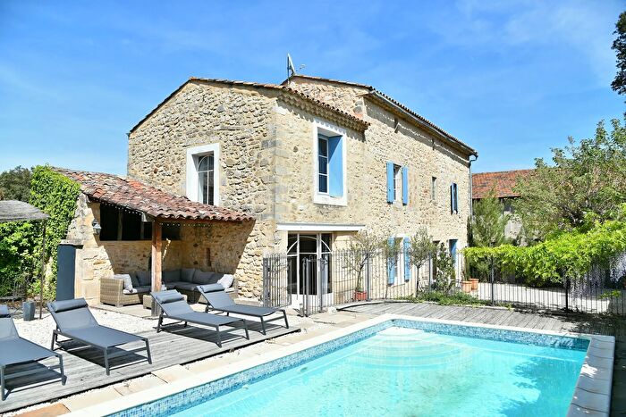 Maisons à vendre et appartements à louer - 1