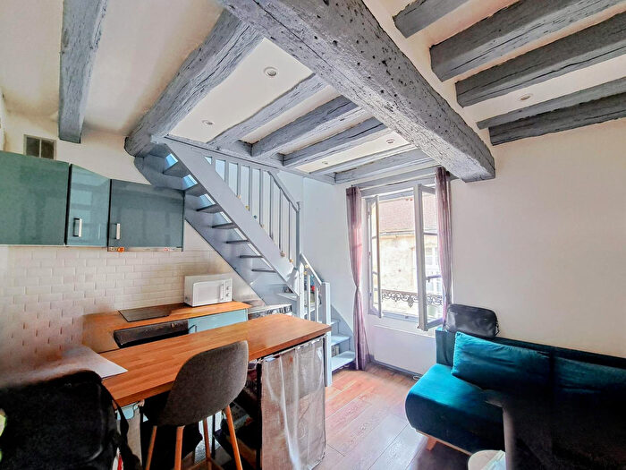 Senlis, Centre-ville : Appartement 2 pièces à vendre