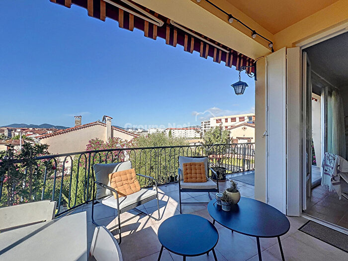 Appartement à vendre - Cannes, Croix des Gardes - 3 pièces - 2 chambres