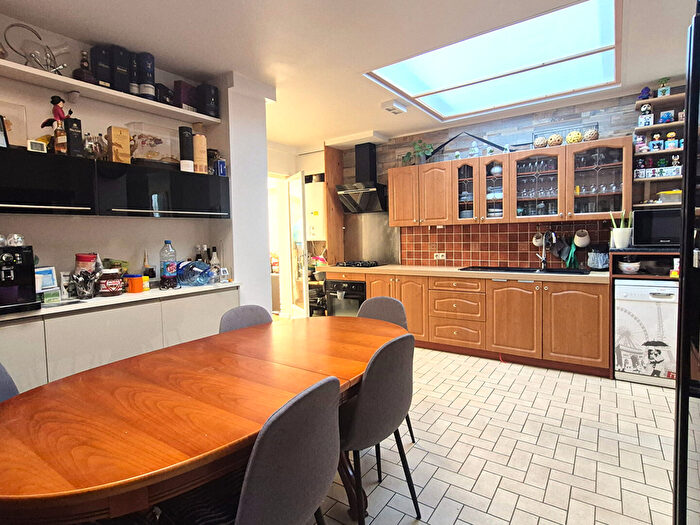 Maison 6 pièces à Tourcoing, Croix Rouge, à vendre