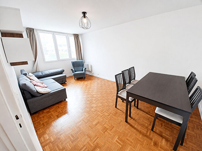 Appartement 3 pièces à Paris 18ème, Porte de la Chapelle, Charles Hermite, Evangile, à louer