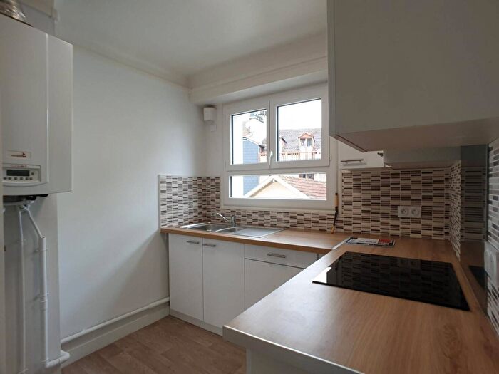 Appartement à louer - Dufau-Tourasse, Pau - 3 pièces - 1 chambre