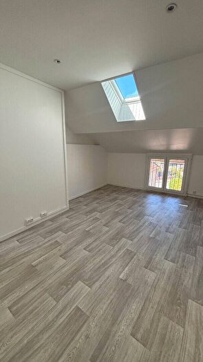 Appartement 3 pièces à louer à Gouvernes