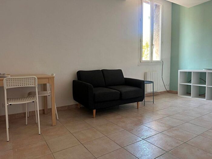 Marseille 5ème, La Conception : Appartement 2 pièces à louer