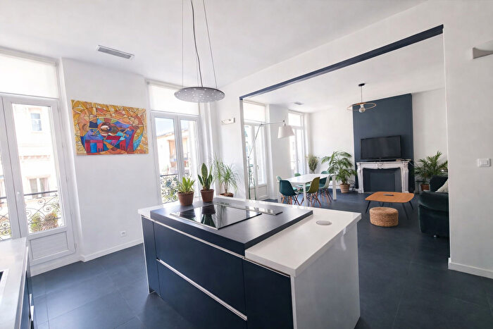 Appartement à vendre - Toulon, Haute-ville - 5 pièces - 3 chambres