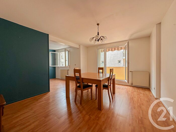 Appartement à vendre - Fontaines-sur-Saône - 3 pièces - 2 chambres